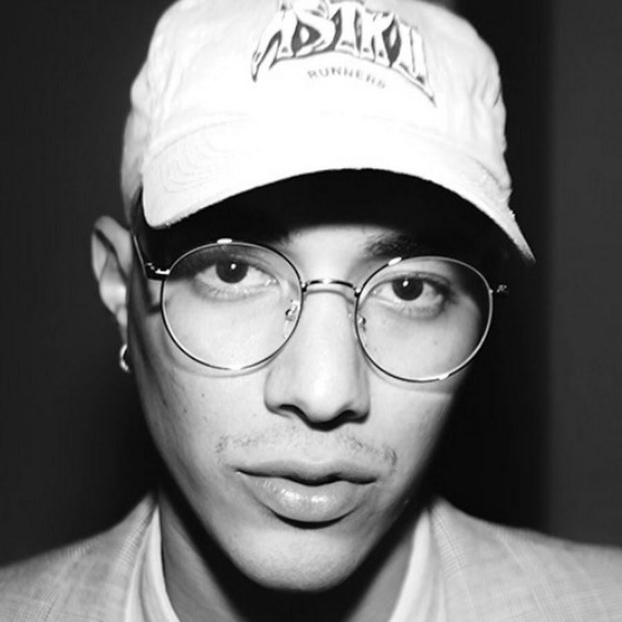 Biografia Jean Tassy | Portal POP Mais